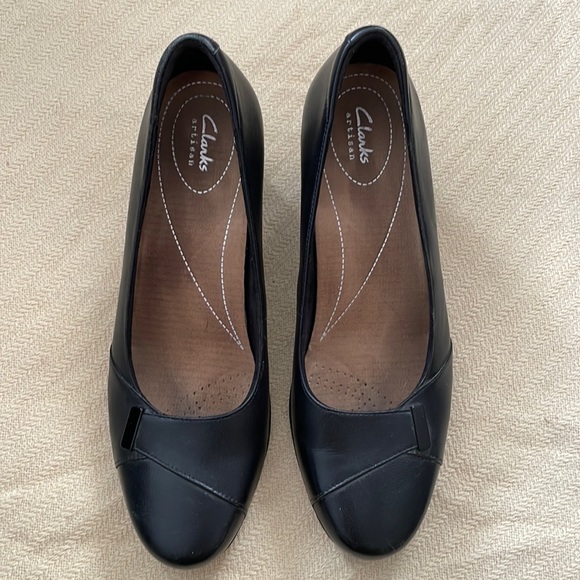 Clarks | Shoes | Clarks Artisan Pumps | Poshmark